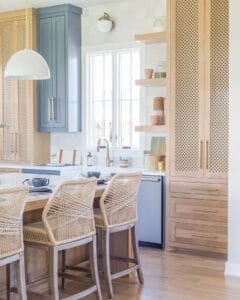 20+ Lake House Kitchen Ideas For a Dreamy Getaway Home – Whimsy & Walls